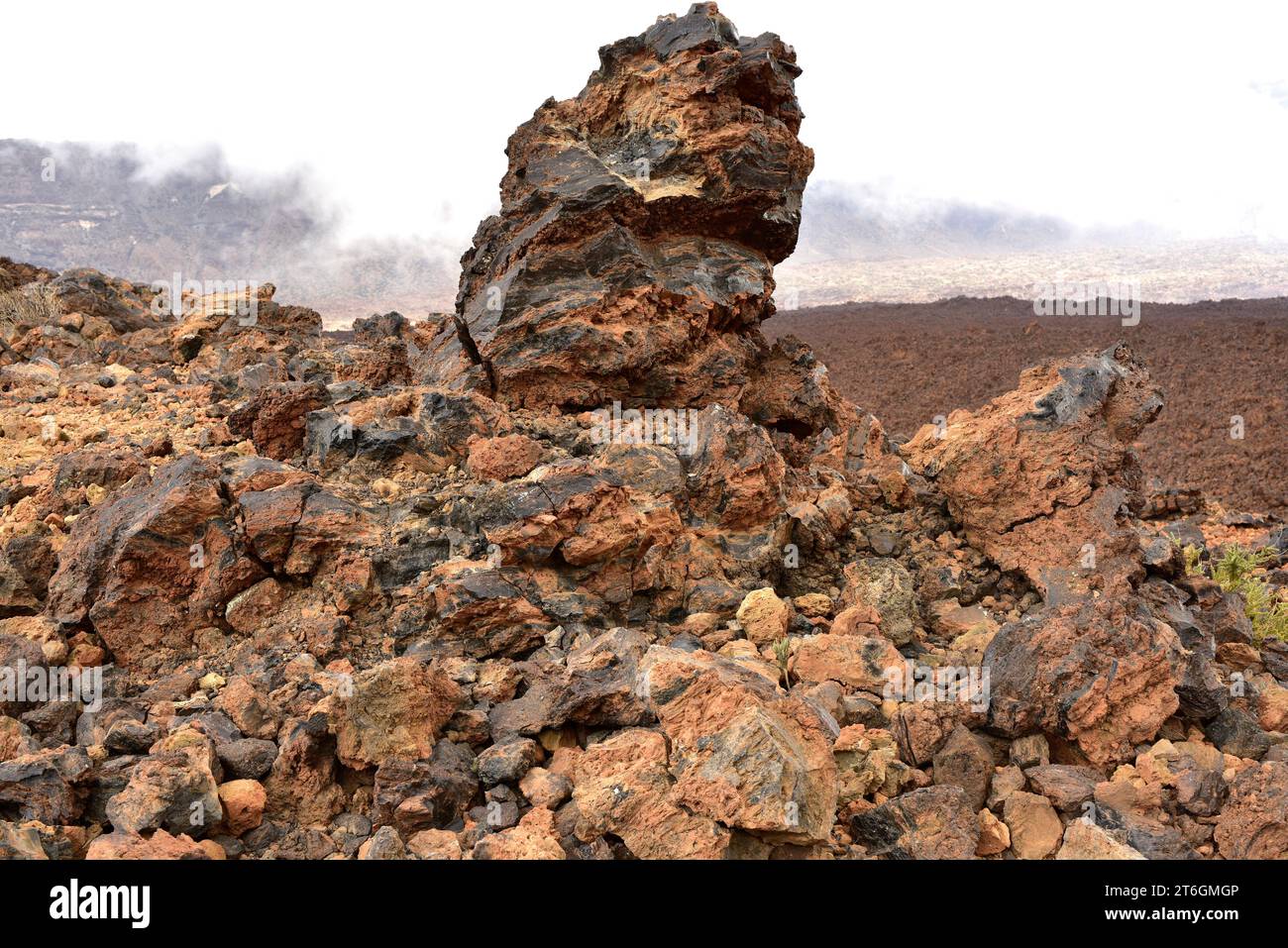 Obsidian is a volcanic glass formed from felsic lava. Cañadas del Teide ...