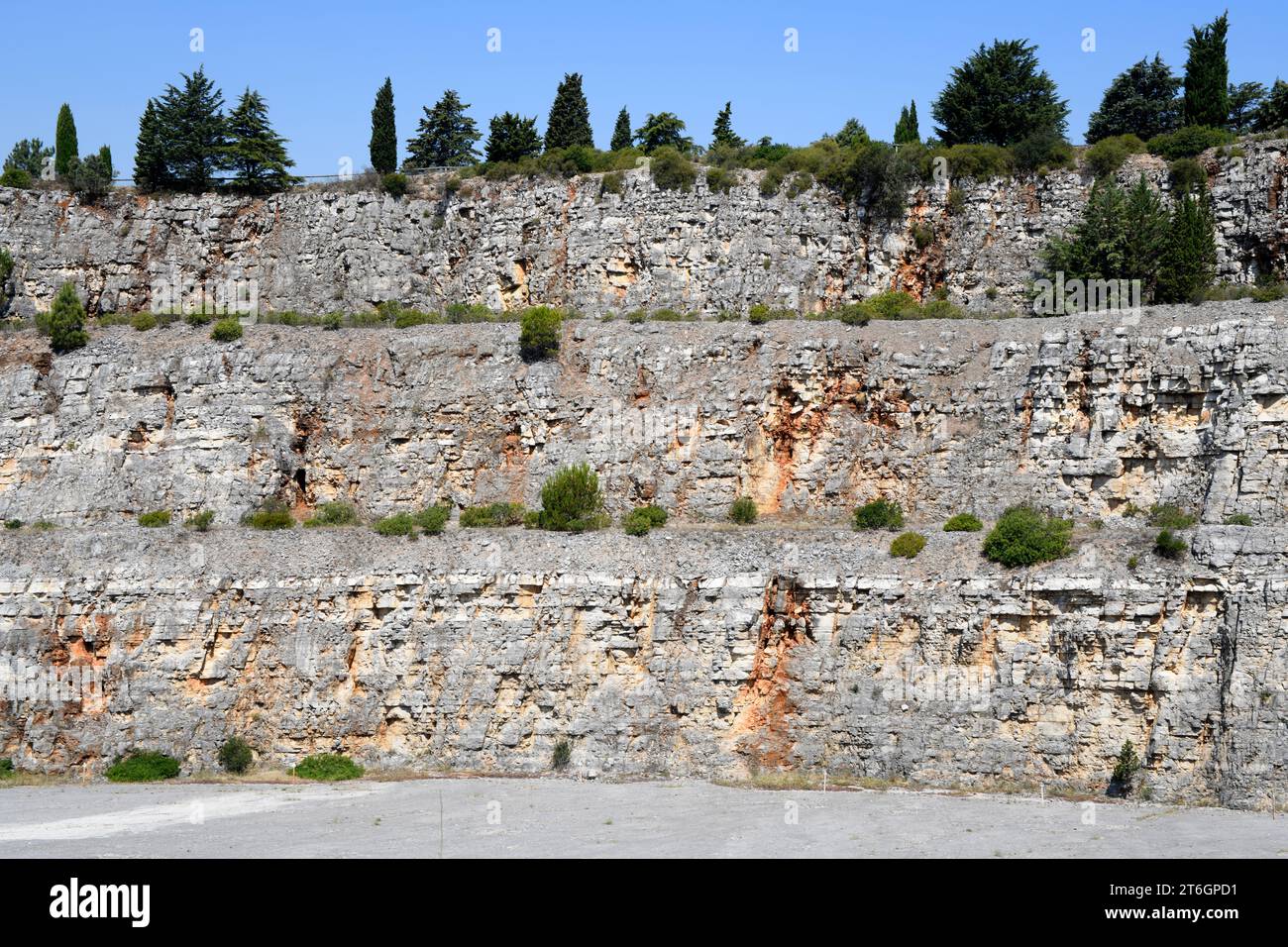 Stratified limestone in old quarry of Pedreira do Galinha, Serra de ...
