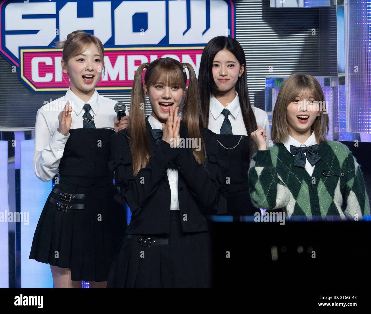 Goyang, South Korea. 8th Nov, 2023. Japanese Mako, Mayuka, Maya, Riku, Rio, Nina, Ayaka, Rima ...