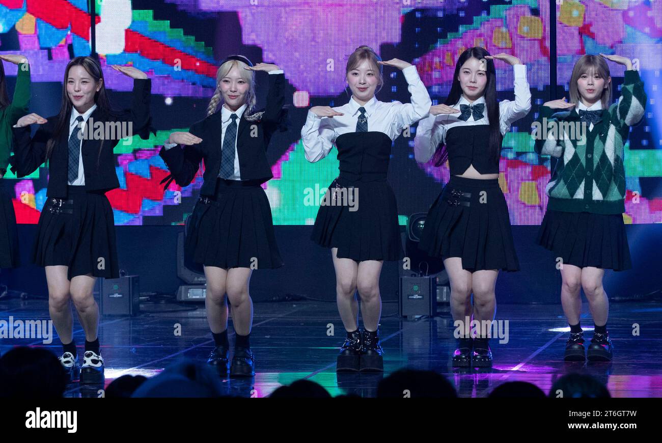 Goyang, South Korea. 8th Nov, 2023. Japanese Mako, Mayuka, Maya, Riku, Rio, Nina, Ayaka, Rima ...