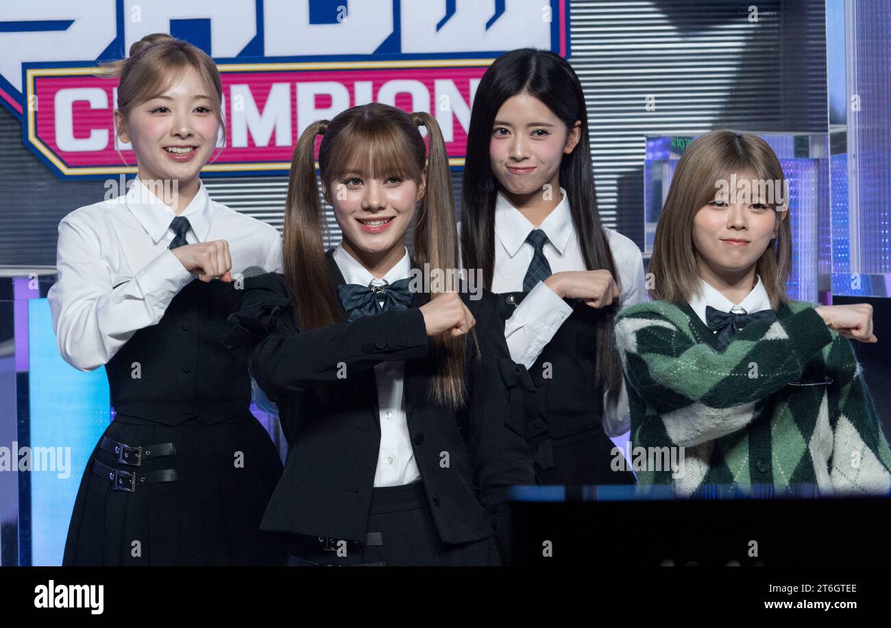 Goyang, South Korea. 8th Nov, 2023. Japanese Mako, Mayuka, Maya, Riku, Rio, Nina, Ayaka, Rima ...