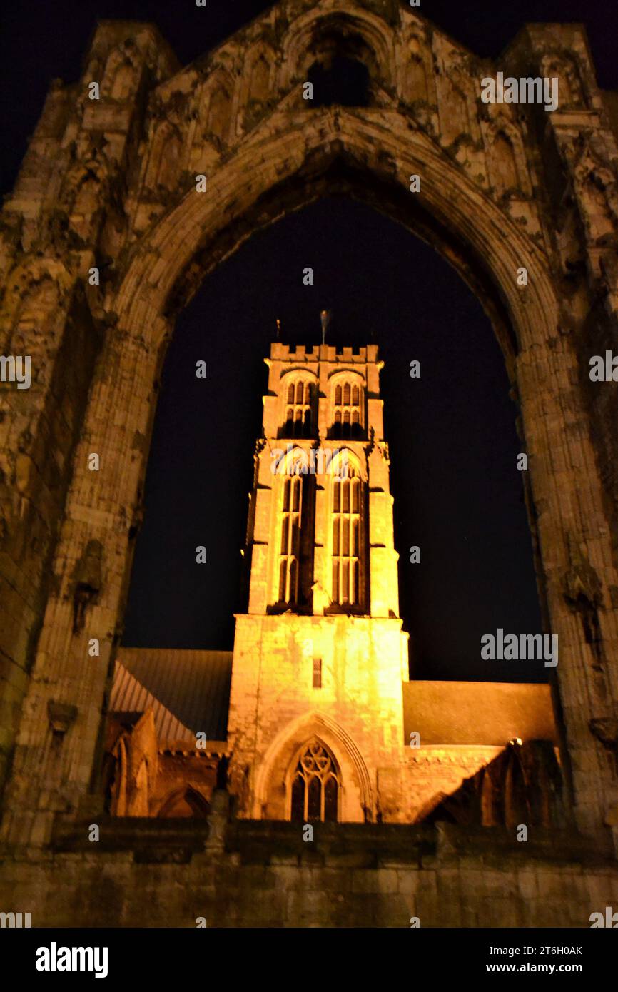 Howden Minster Lit Up At Night Taken Through Derelict Church Arch ...