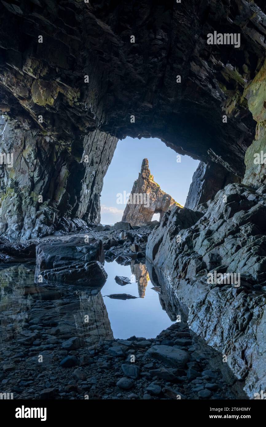 Sea arch at Playa Campiecho, Asturias, Spain Stock Photo - Alamy