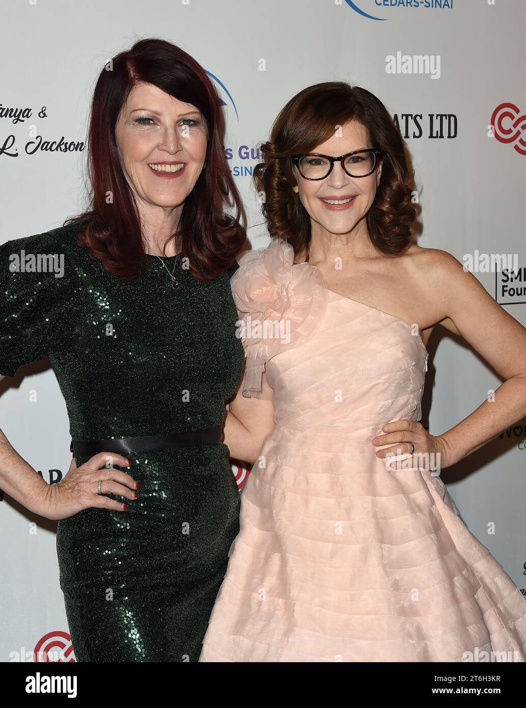 Beverly Hills, USA. 09th Nov, 2023. Kate Flannery and Lisa Loeb ...