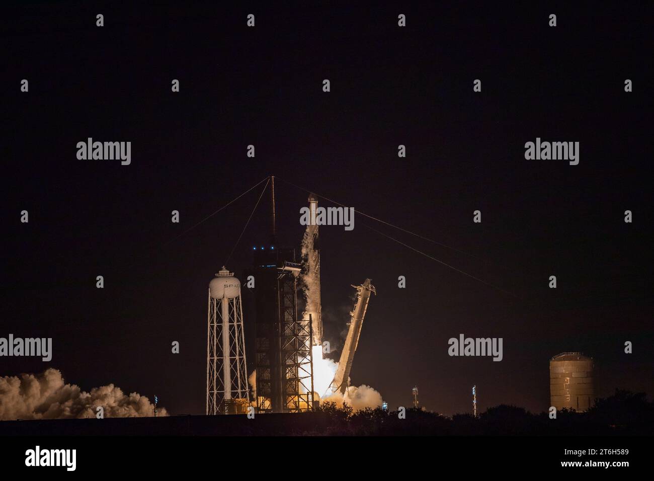 USA. 09th Nov, 2023. NASA SpaceX CRS-29 Resupply Mission To The ISS ...