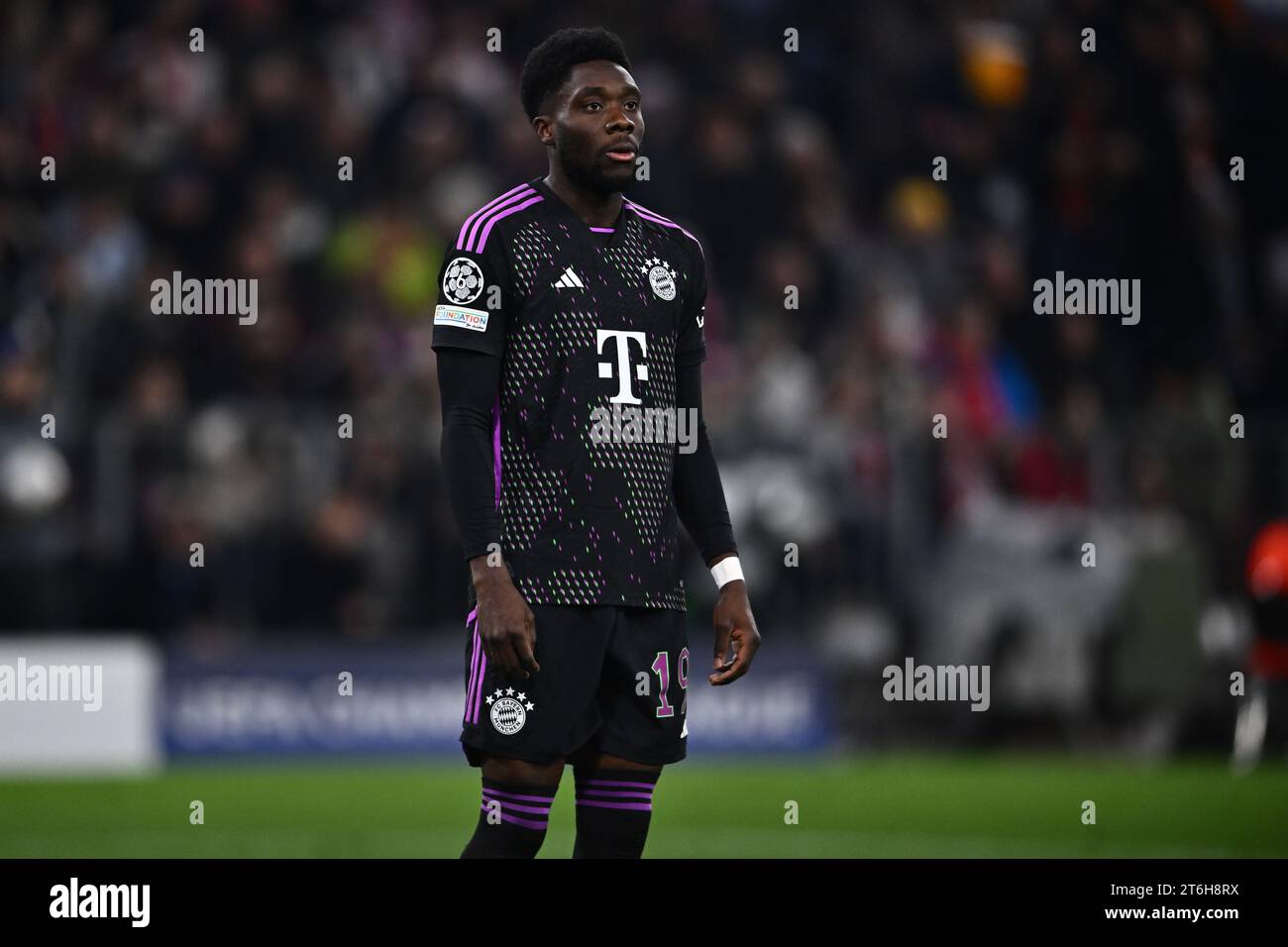 MUNICH, GERMANY - NOVEMBER 8: Alphonso Davies of Bayern Munich during ...