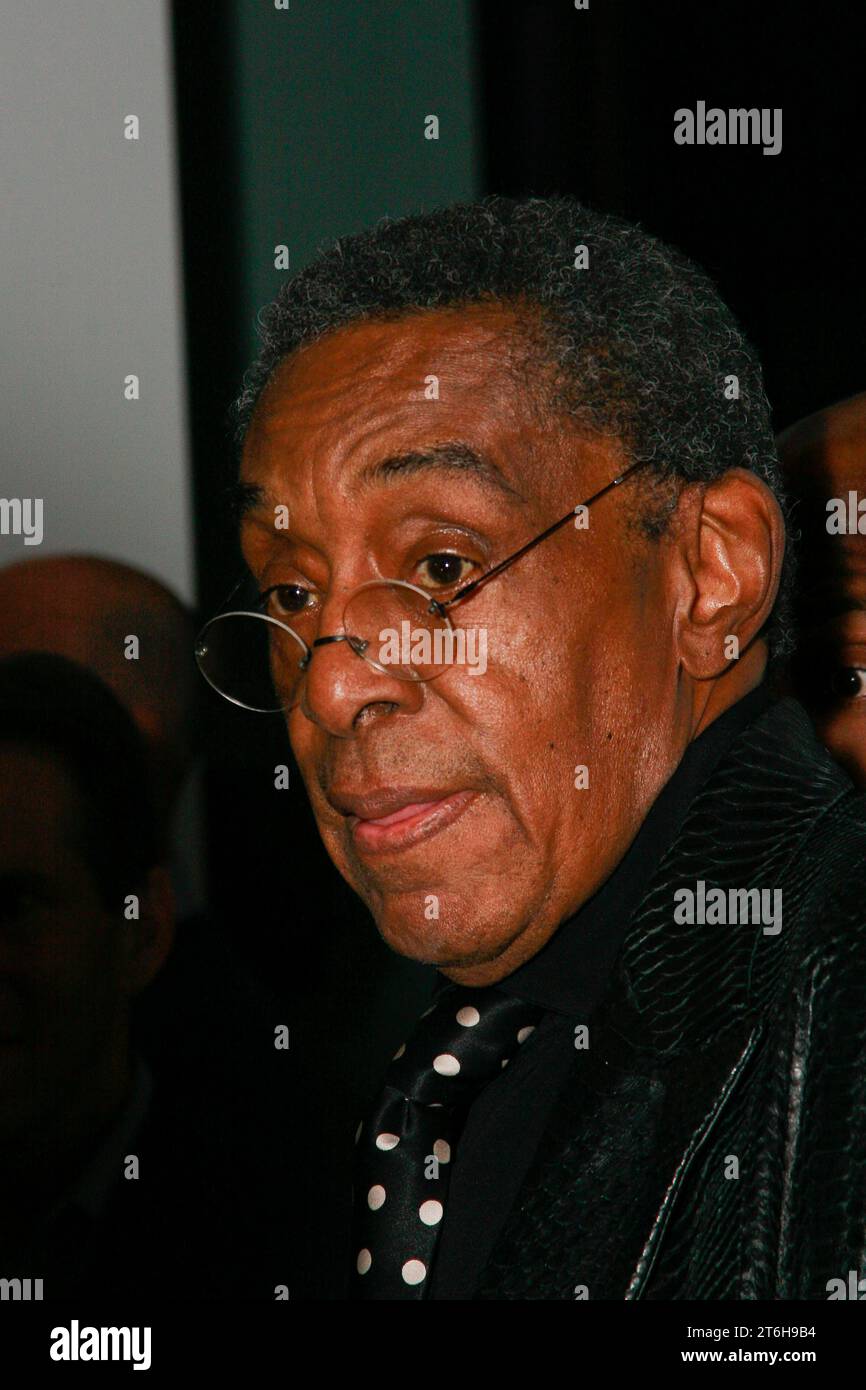 Don Cornelius at the screening of VH1 Rock Docs - "Soul Train: The ...
