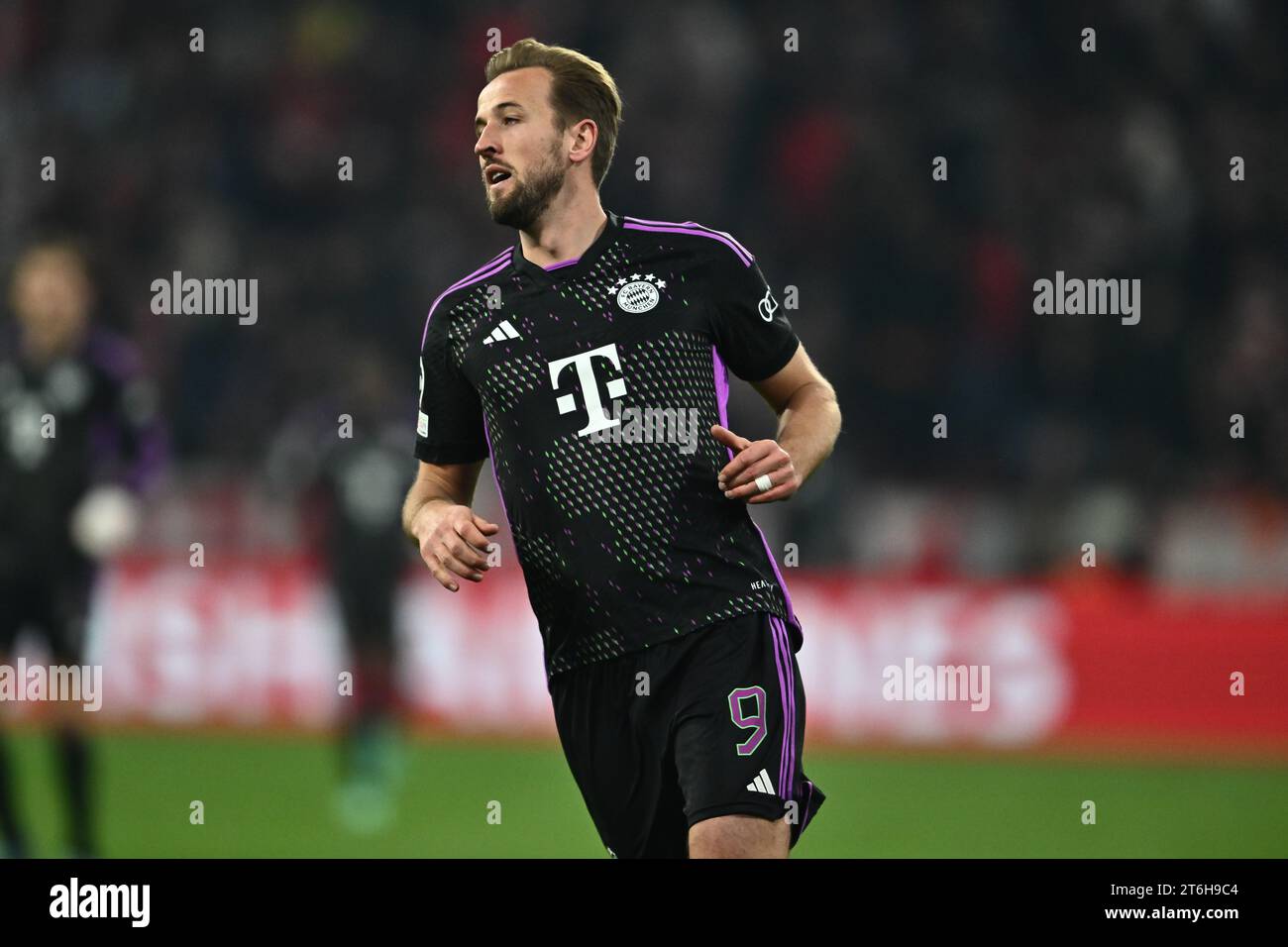 MUNICH, GERMANY - NOVEMBER 8: Harry Kane of Bayern Munich during the ...