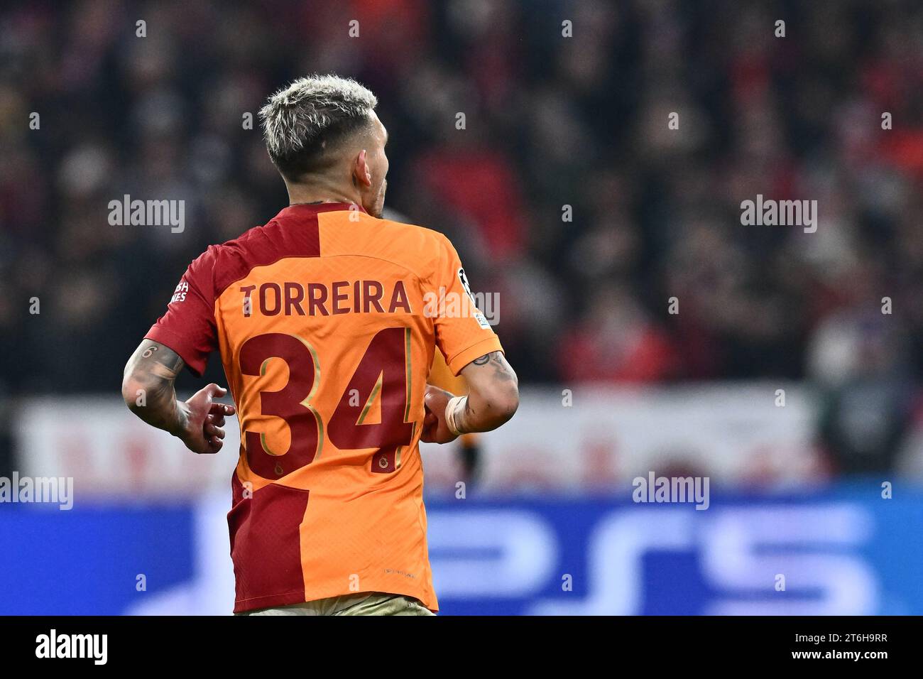 MUNICH, GERMANY - NOVEMBER 8: Lucas Torreira of Galatasaray during the ...