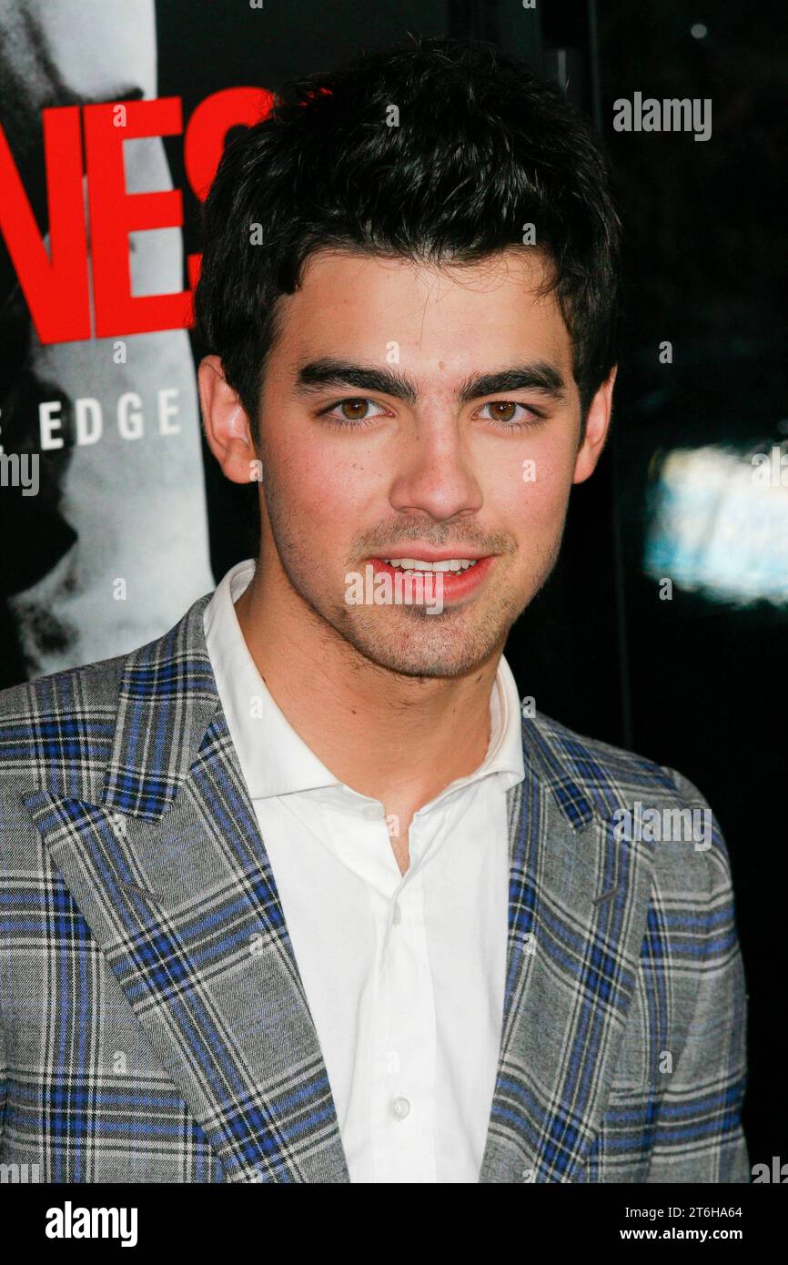 Joe Jonas at the Premiere of Warner Brothers Pictures' "Edge of ...
