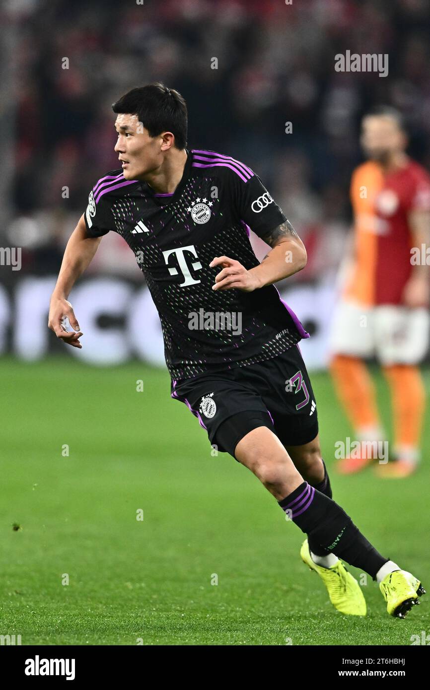 MUNICH, GERMANY - NOVEMBER 8: Kim Min-jae of Bayern Munich during the ...