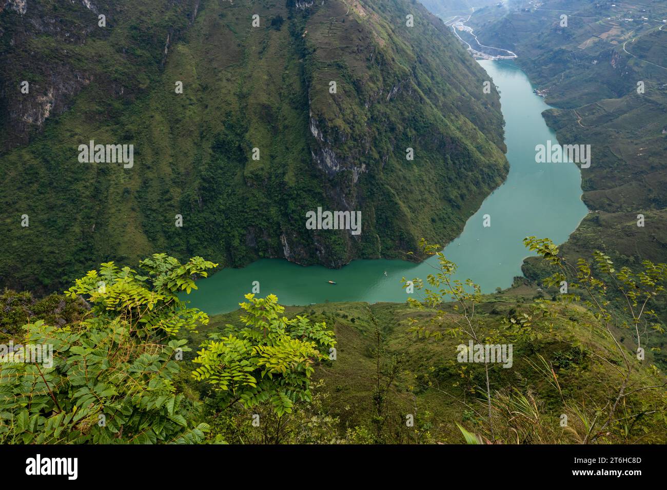 Ma pi leng gorge hi-res stock photography and images - Alamy