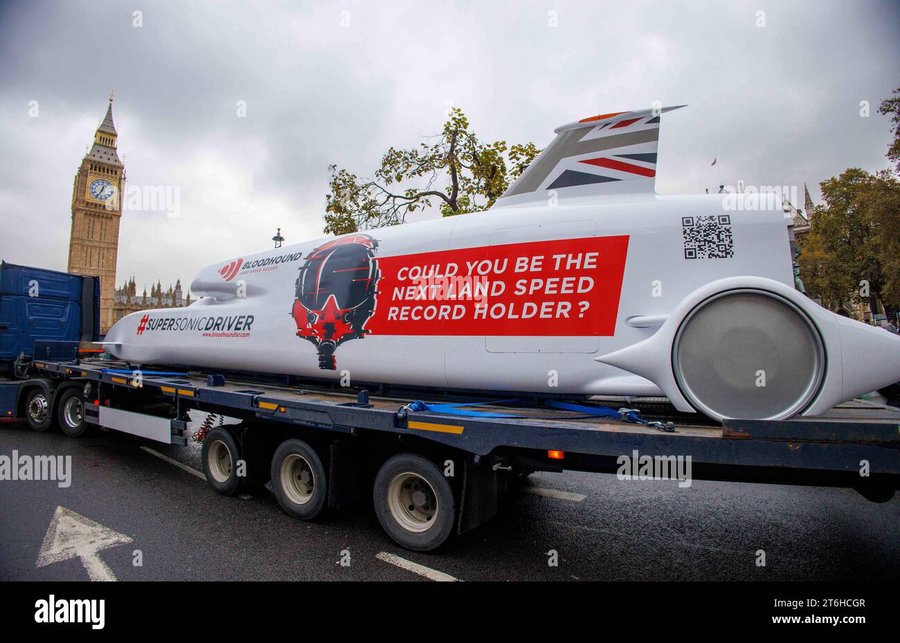 London, UK. 10th Nov, 2023. The Bloodhound is driven aroubd Westminster ...