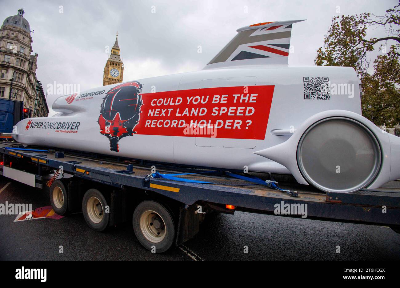 London, UK. 10th Nov, 2023. The Bloodhound is driven aroubd Westminster ...