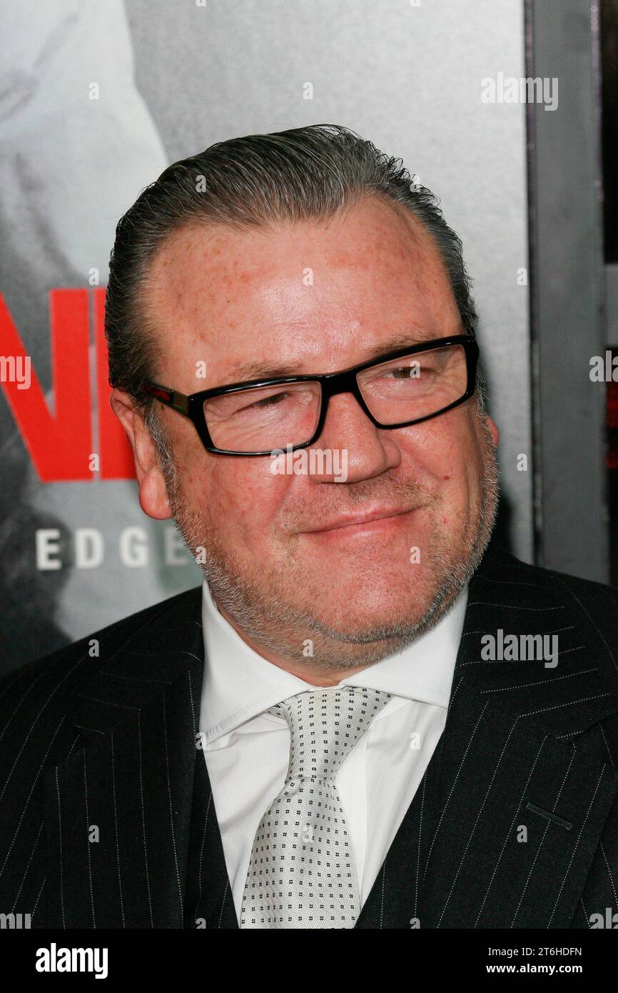 Ray Winstone at the Premiere of Warner Brothers Pictures' "Edge of ...