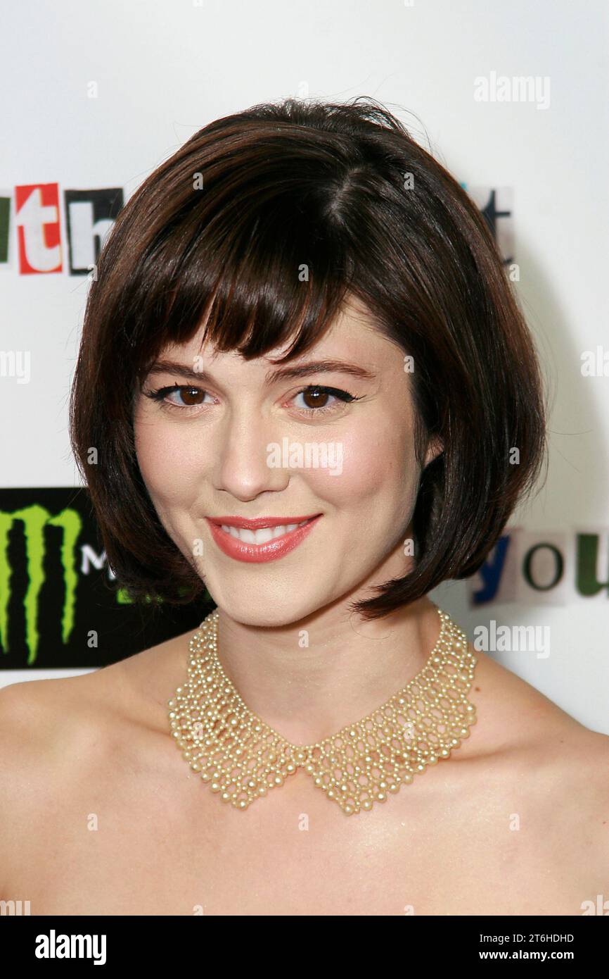 Mary Elizabeth Winston at the Premiere of Dimension Films' "Youth in ...