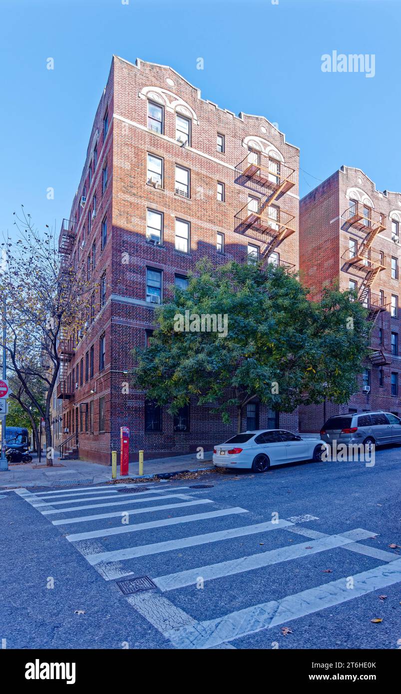 40 Wadsworth Terrace, an Emery Roth-designed apartment building, built ...