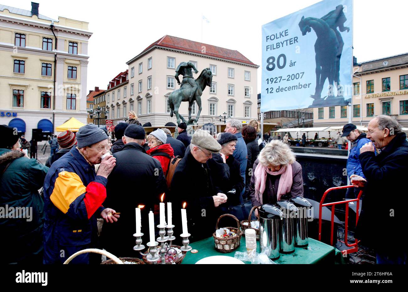 The Folke Filbyter statue, on Stora Torget in Linköping, Sweden, turns ...