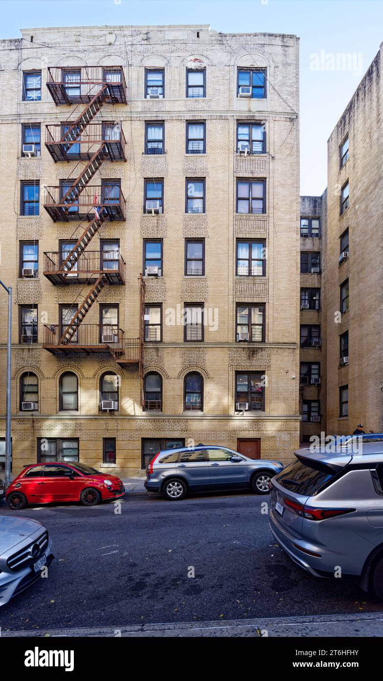 40 Wadsworth Terrace, an Emery Roth-designed apartment building, built ...