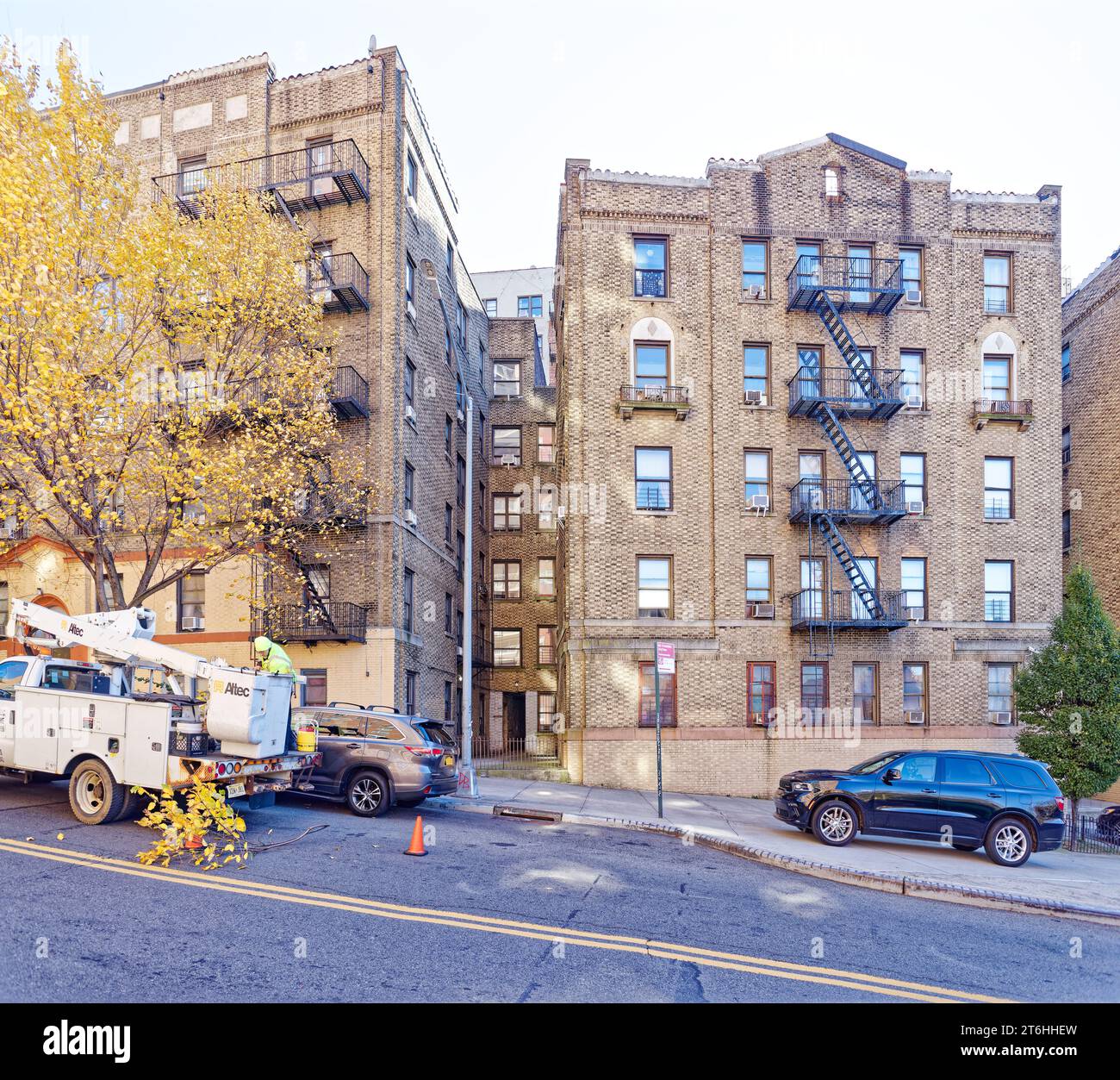 96 Wadsworth Terrace, an Emery Roth-designed two-wing apartment ...
