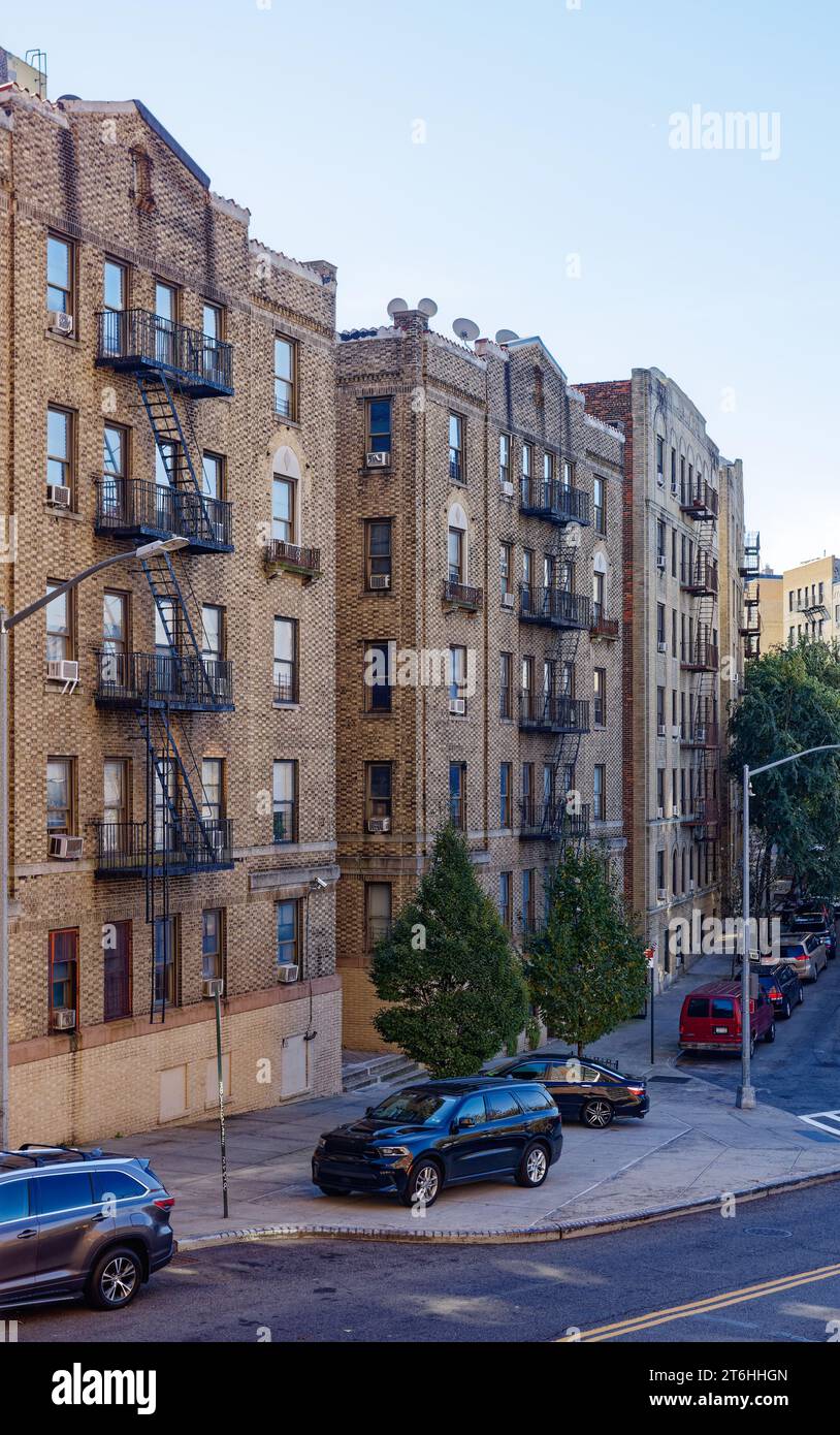 96 Wadsworth Terrace, an Emery Roth-designed two-wing apartment ...