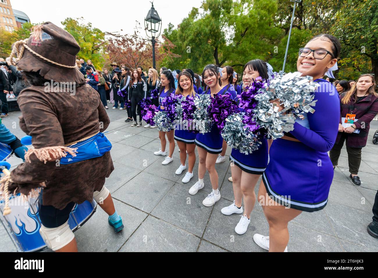 NYU Cheerleaders in Washington Square Park in Greenwich Village in New ...