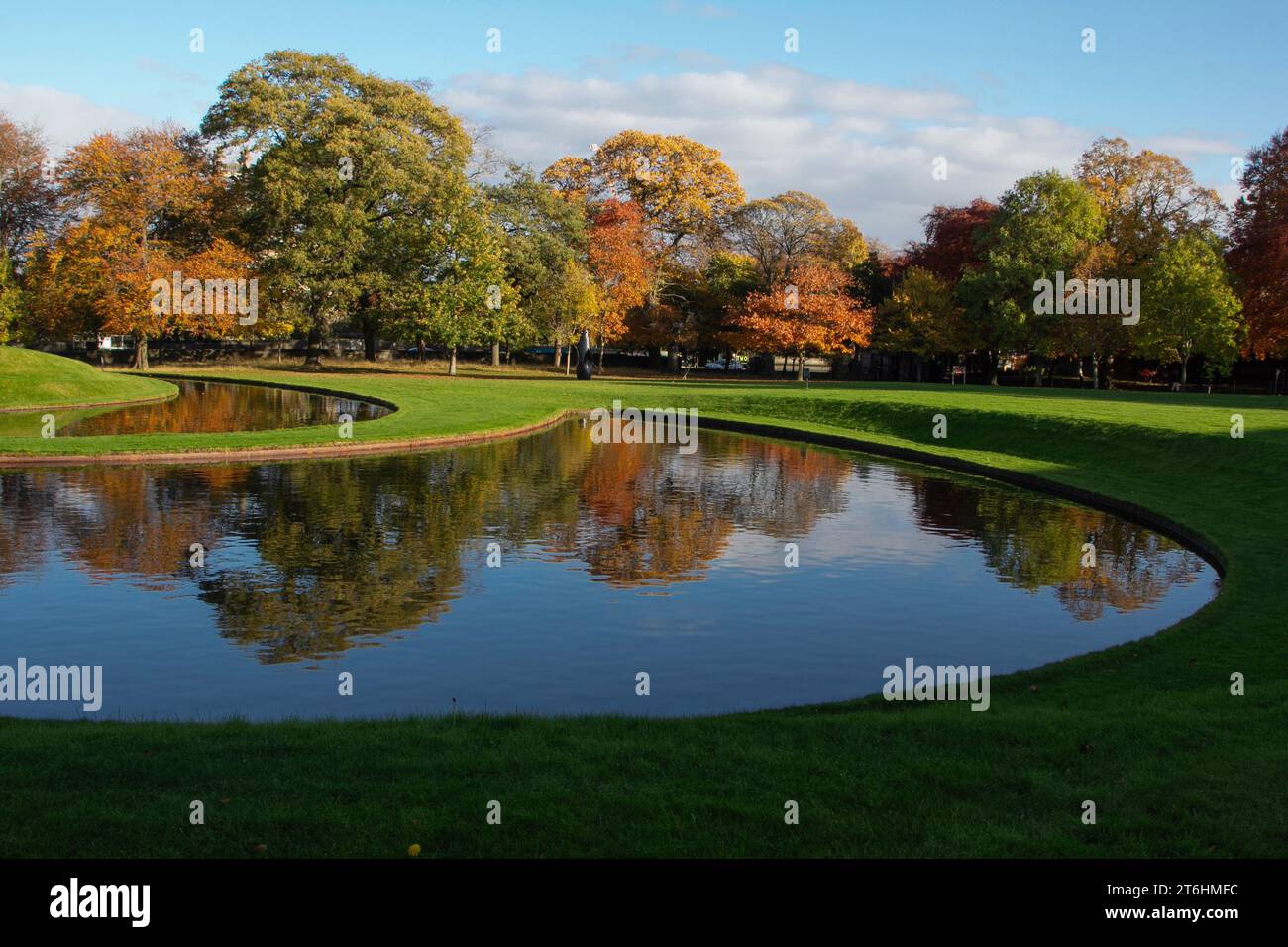 Edinburgh: Landform by Charles Jencks in front of National Galleries of ...