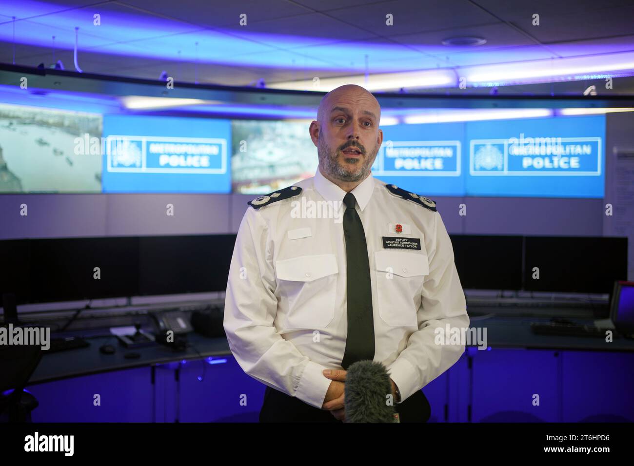Metropolitan Police Gold Commander DAC Laurence Taylor in the ...