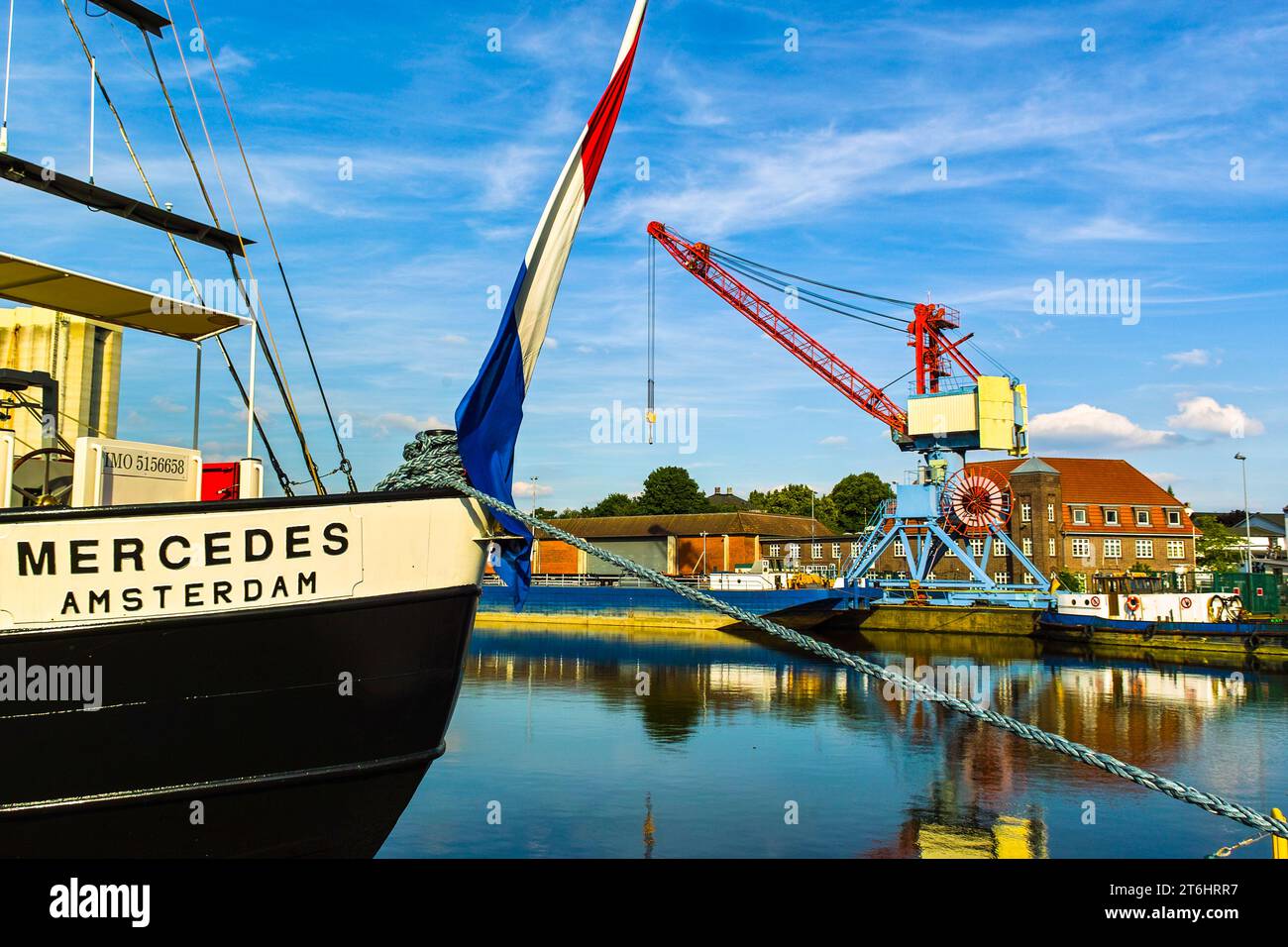 Scene with stern of tall ship crane hi-res stock photography and images ...