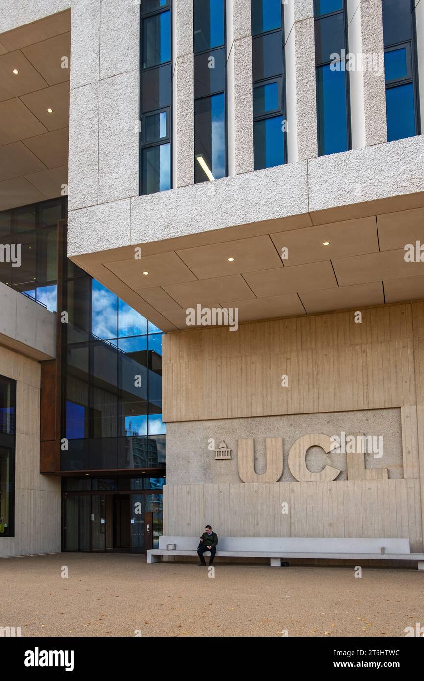 UCL East Campus at Marshgate Lane, Stratford, building by architect Stanton Williams Stock Photo ...
