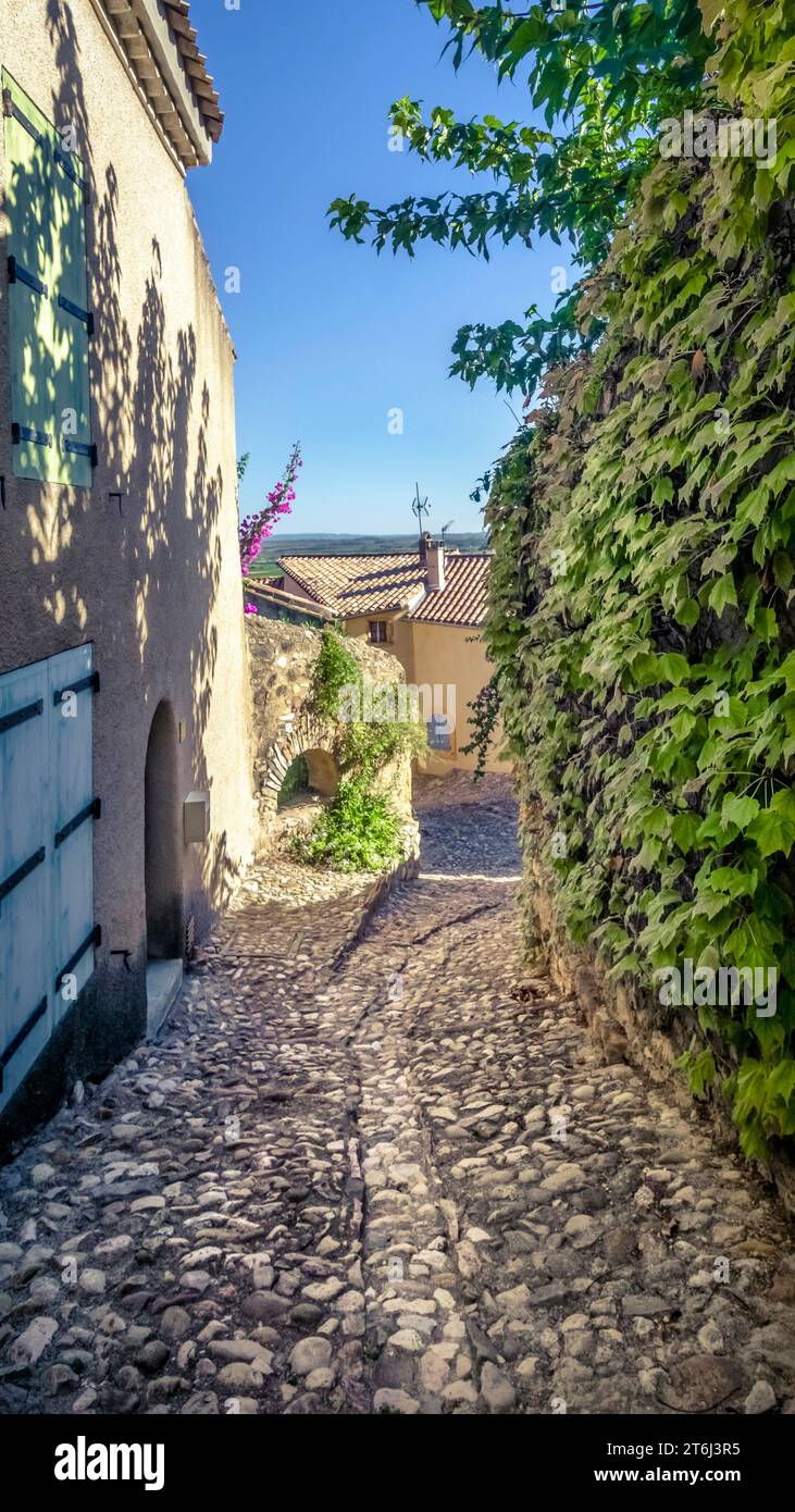 Tranquillity in medieval village hi-res stock photography and images ...