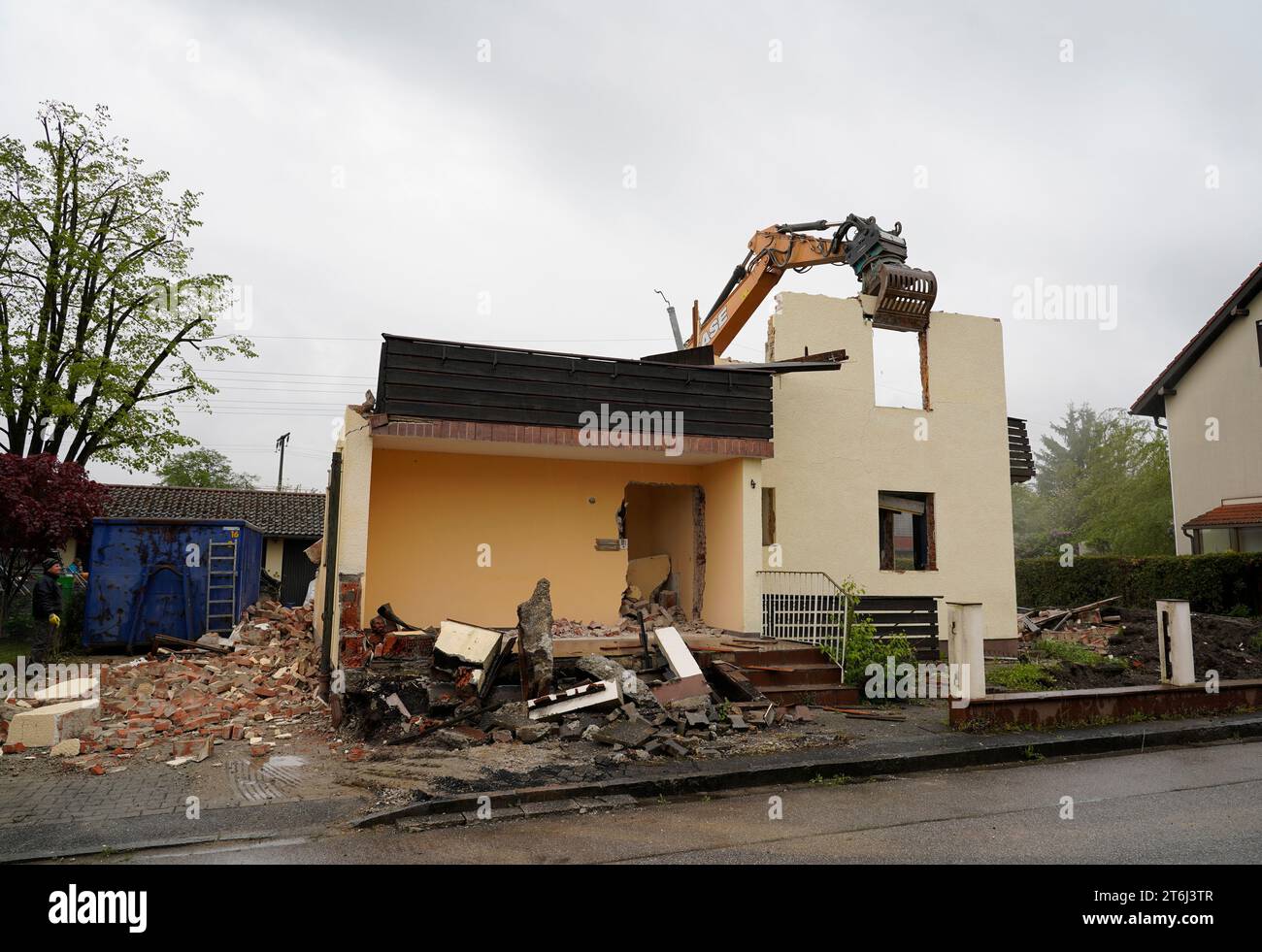 Germany, Bavaria, Upper Bavaria, Neuötting, Demolition of a single ...