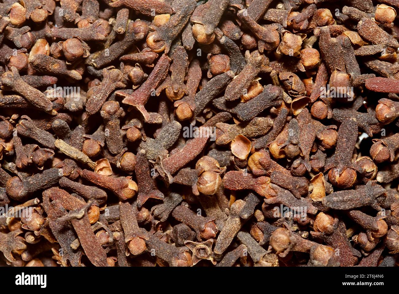 Large group of cloves Stock Photo - Alamy