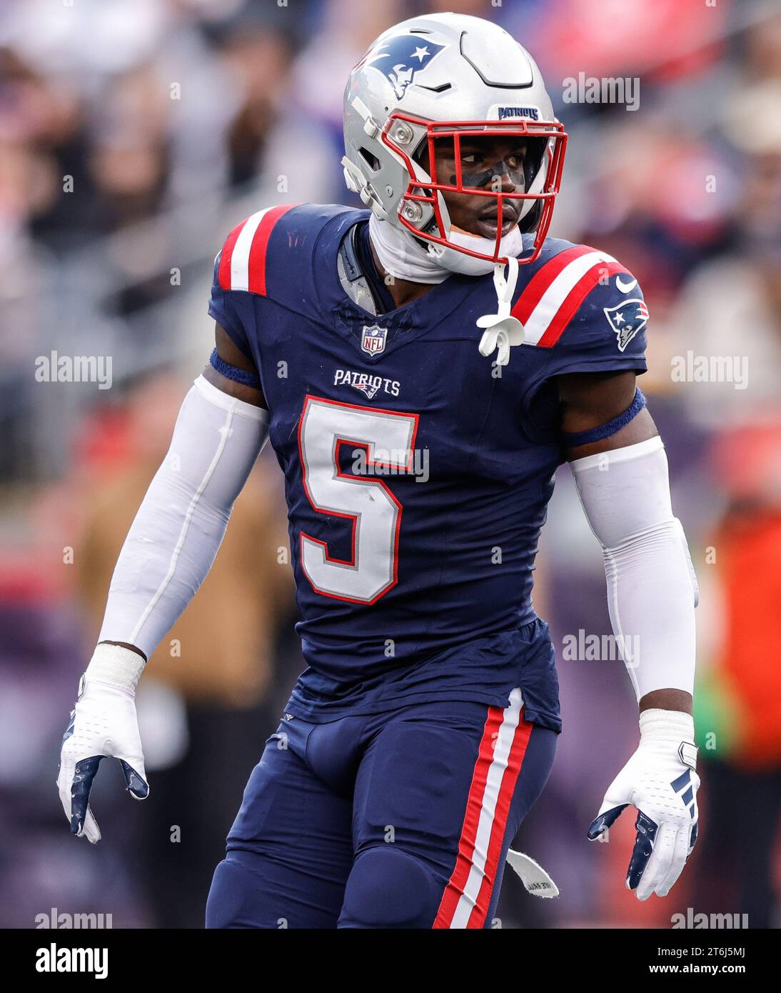 New england patriots defensive back hi-res stock photography and images ...