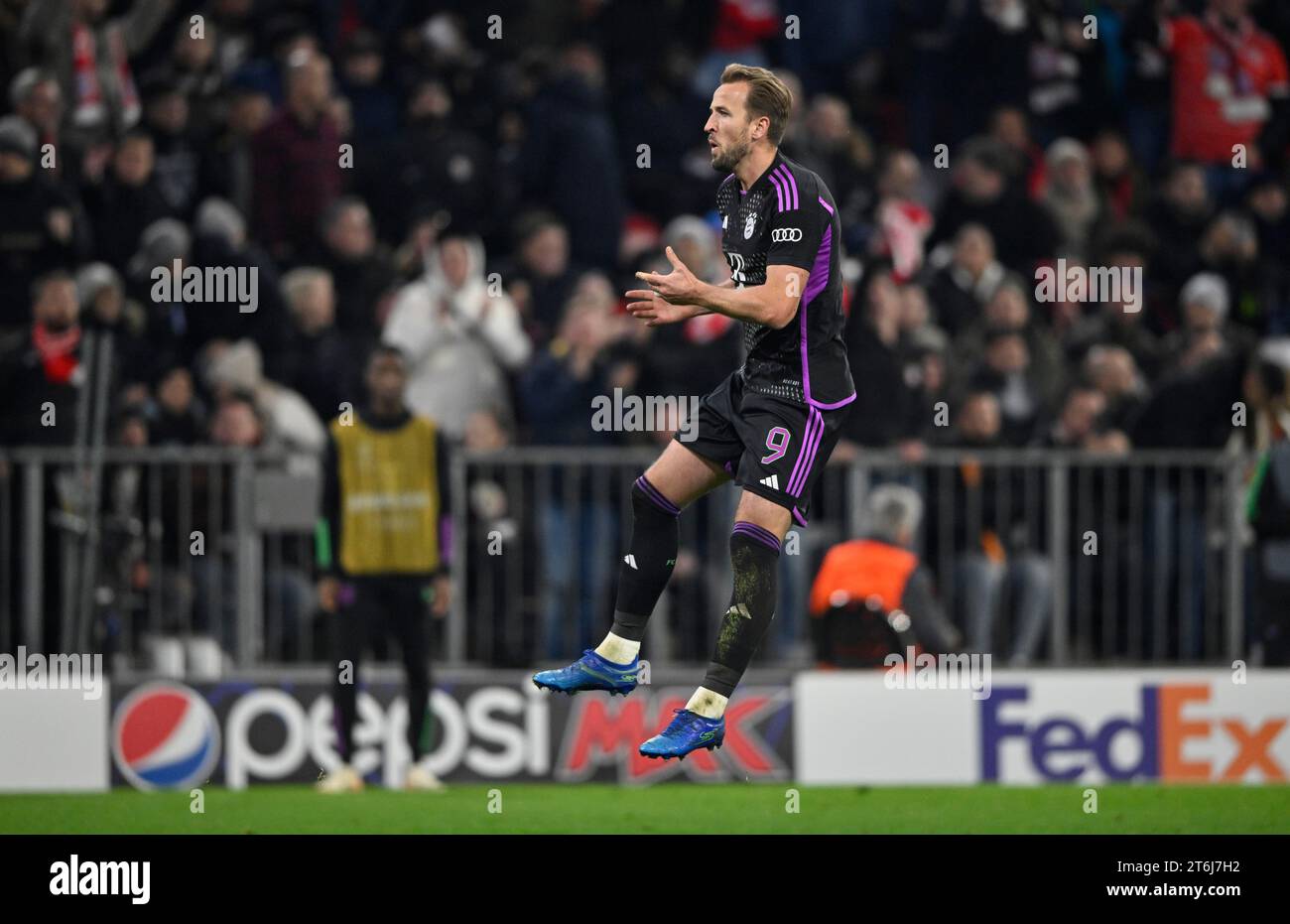 Goal celebration Harry Kane, FC Bayern Munich FCB (09), Champions ...