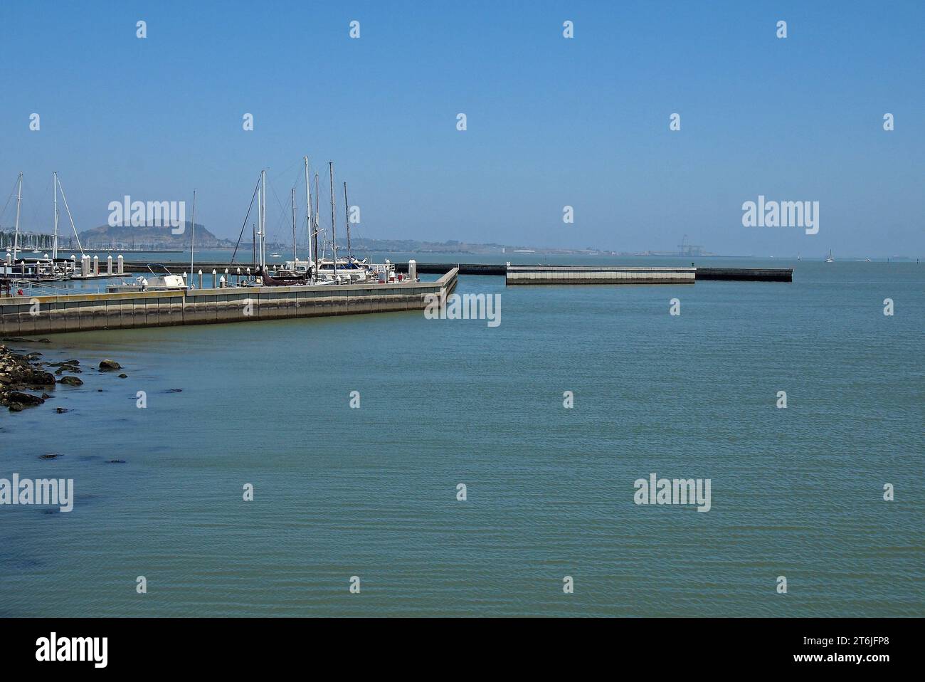 Oyster Point Marina, San Francisco Bay, South San Francisco, California ...