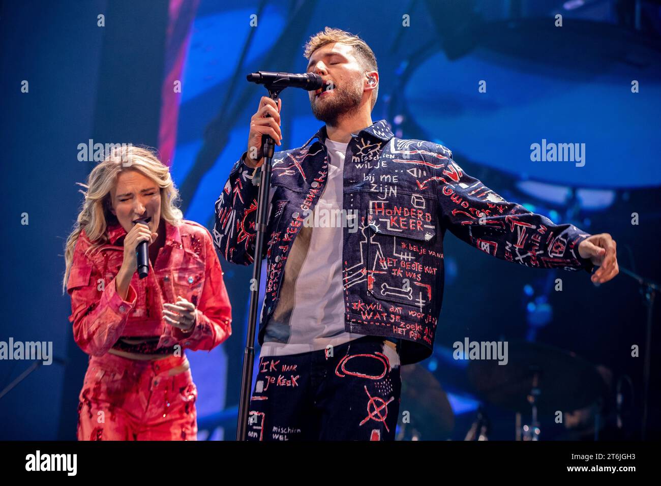 AMSTERDAM - The Dutch singing duo Suzan and Freek during their concert in the Ziggo Dome. ANP ...