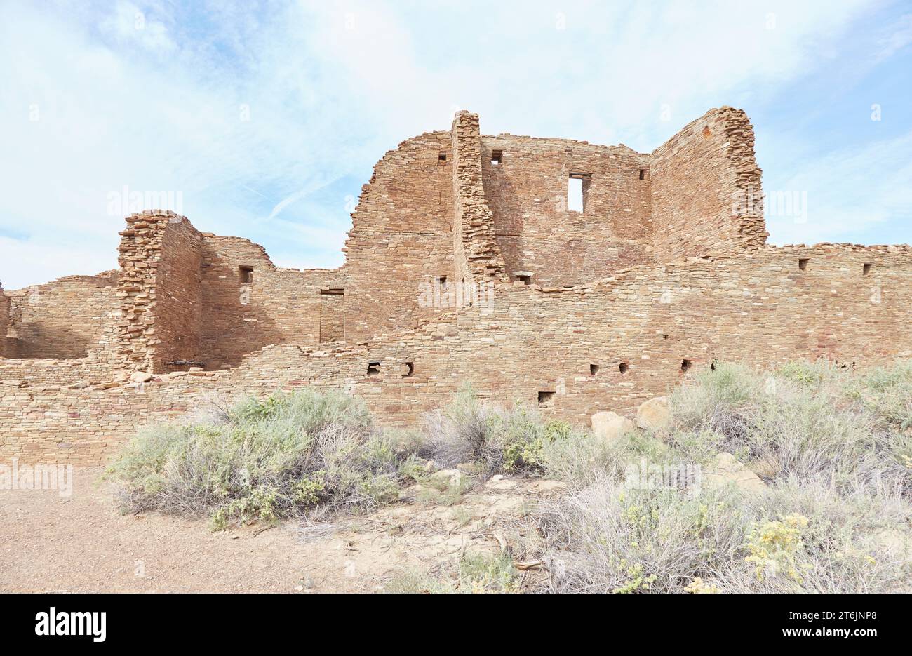 The Pueblo Bonito ruins at Chaco Canyon, New Mexico Stock Photo - Alamy