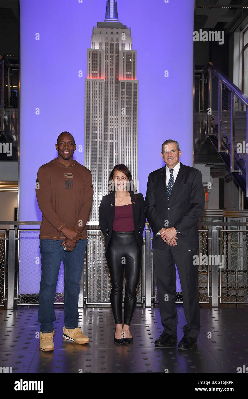 New York, USA. 10th Nov, 2023. (L-R) Former NFL player Kevin Boothe ...