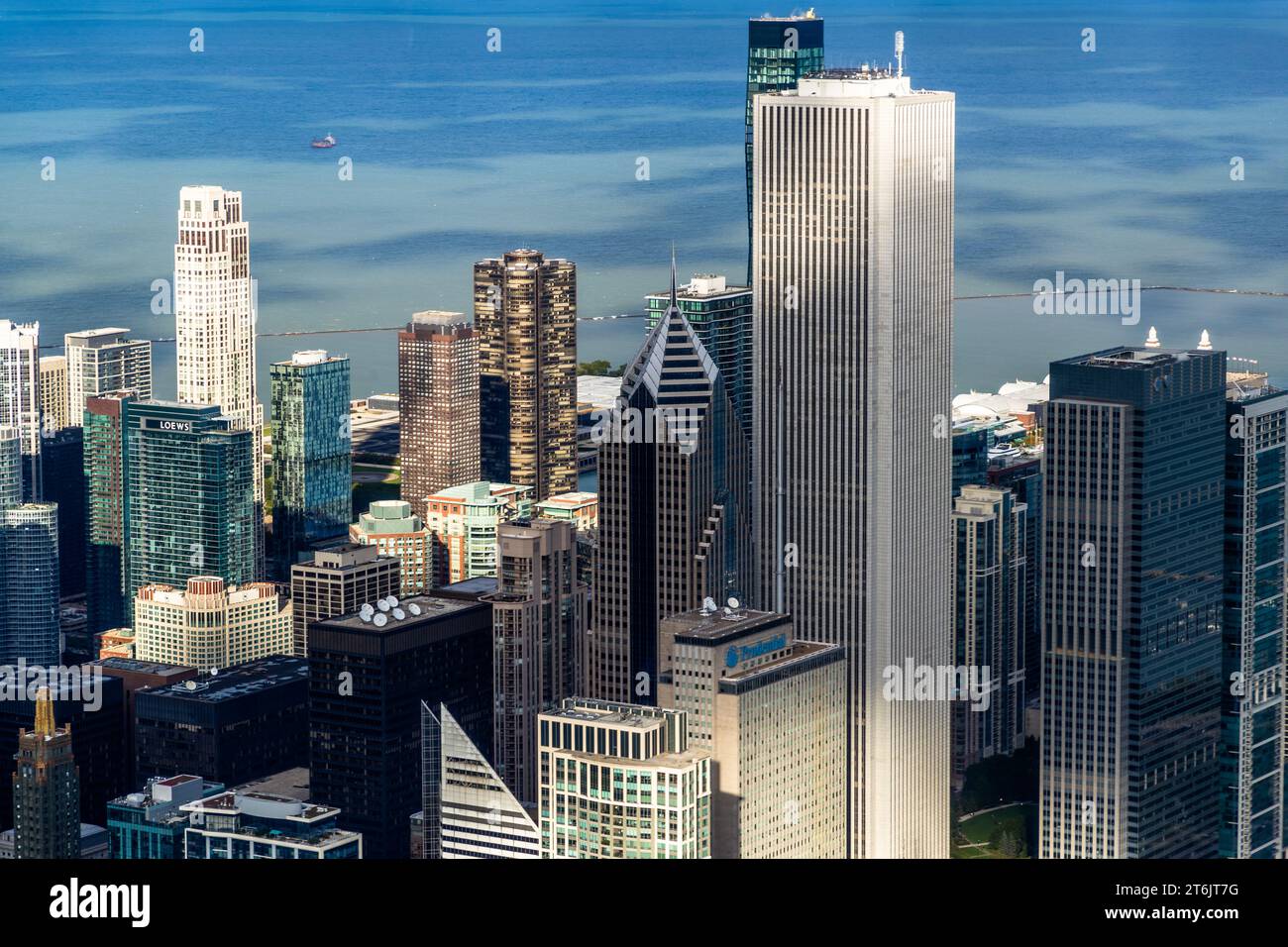 Cityscape from the top of the Willis Tower - View of Chicago from above ...