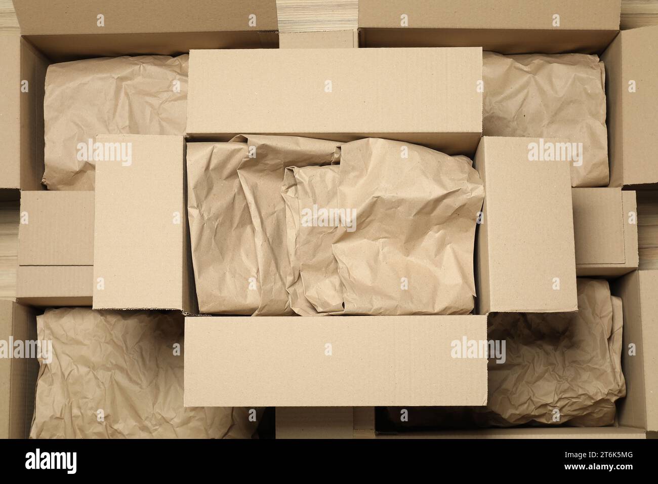 Flat cardboard boxes open paper box hi-res stock photography and images ...