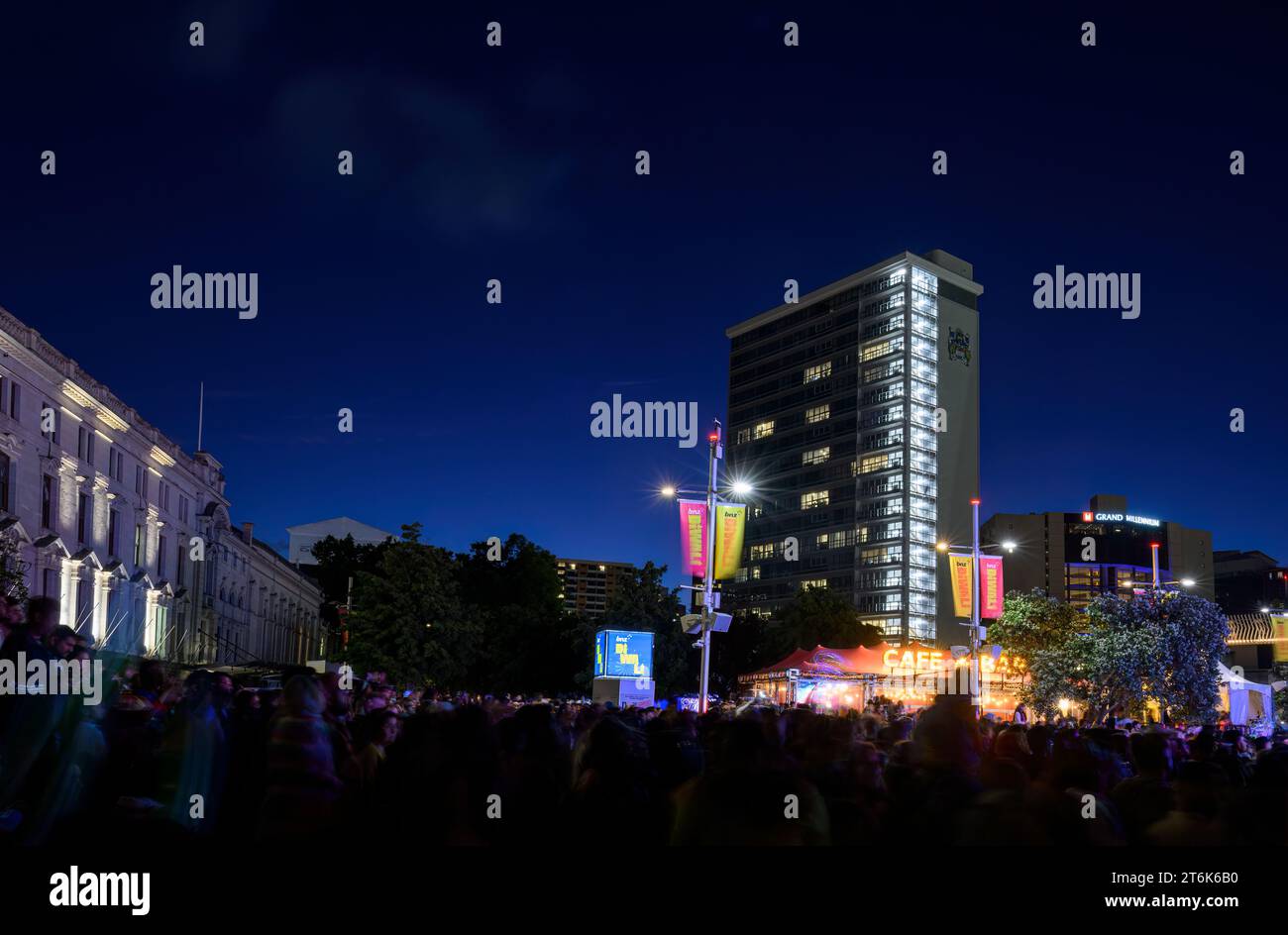 Big crowds of people watching the concert at Auckland Diwali Festival ...