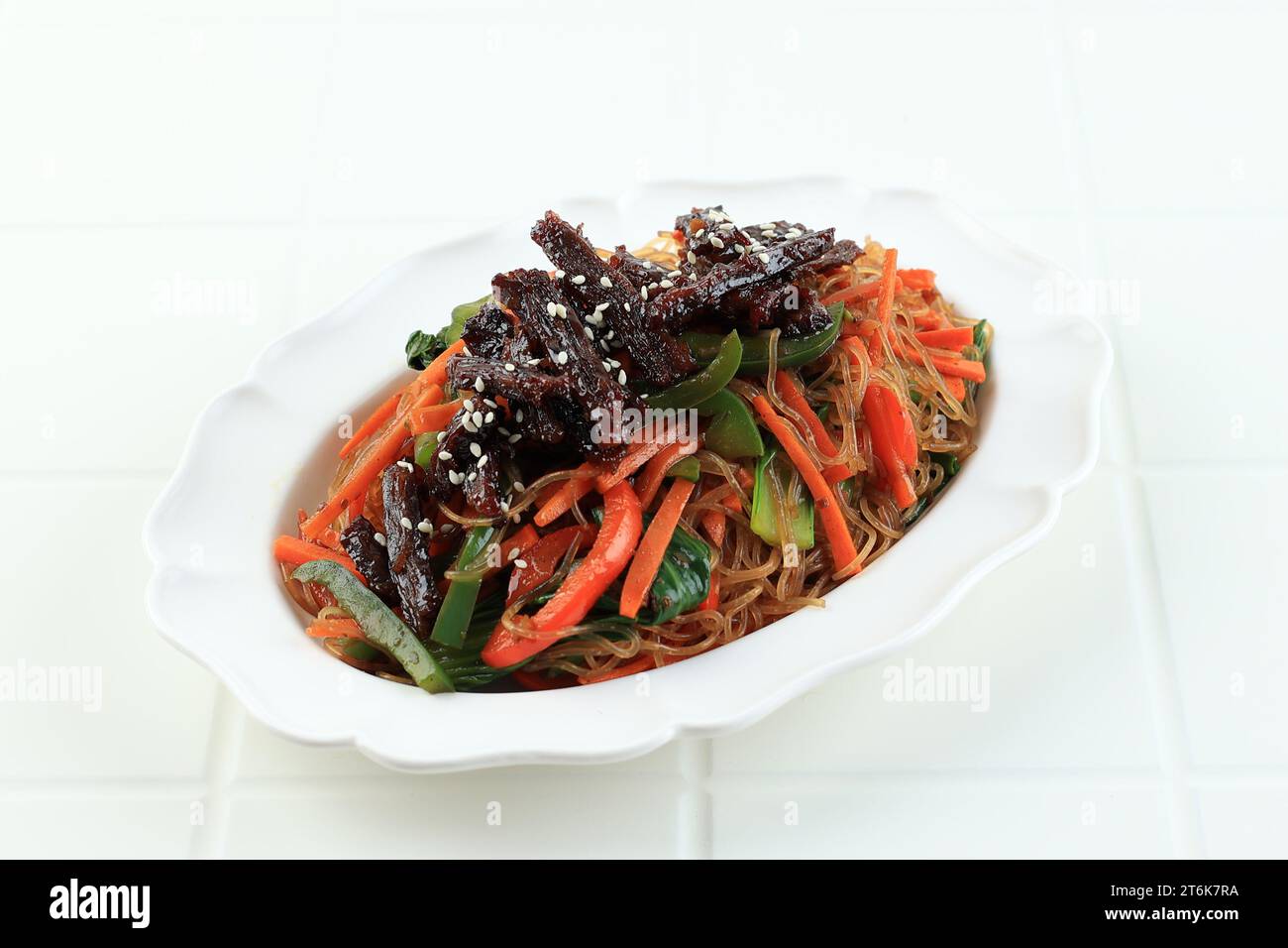 Bulgogi Beef Japchae, Stir Fry Korean Glass Noodle with Vegetable and ...