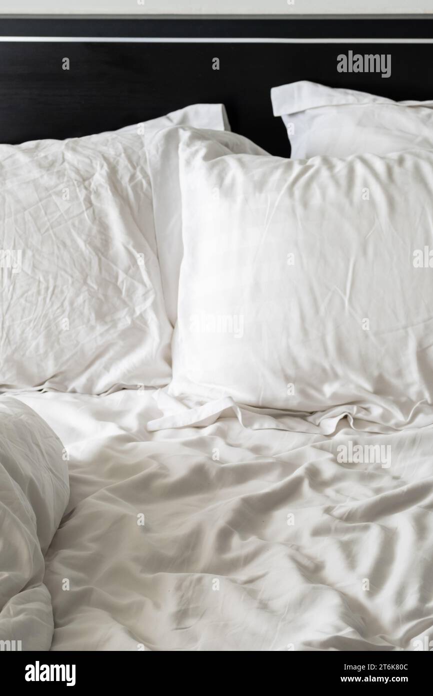 Bedding routine hi-res stock photography and images - Alamy