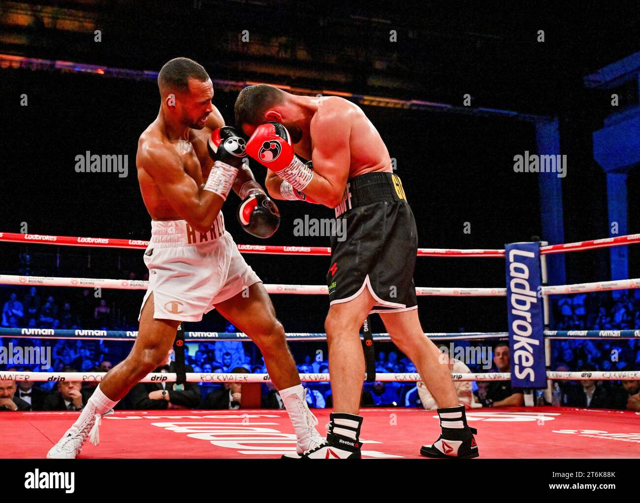 Brighton, UK. 10th Nov, 2023. Harlem Eubank defeats Timo Schwarzkopf in ...