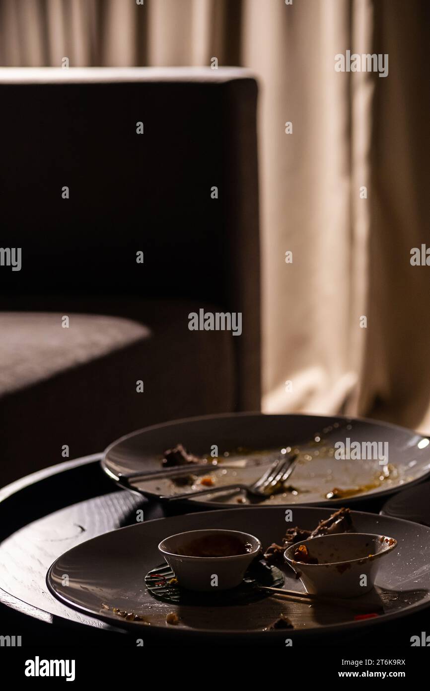 Stained dirty unhygienic kitchen hi-res stock photography and images ...