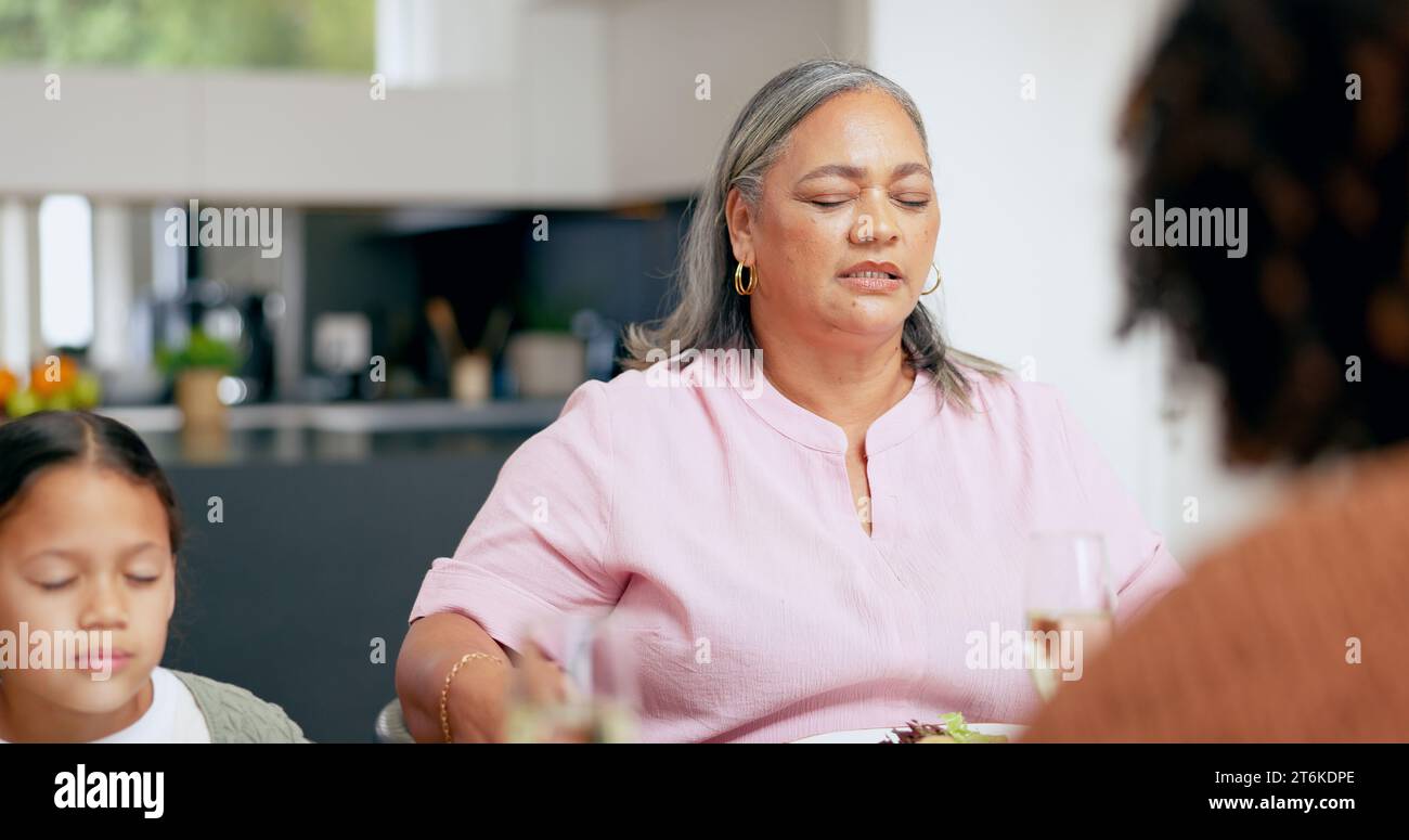 Woman mother praying table hi-res stock photography and images - Alamy