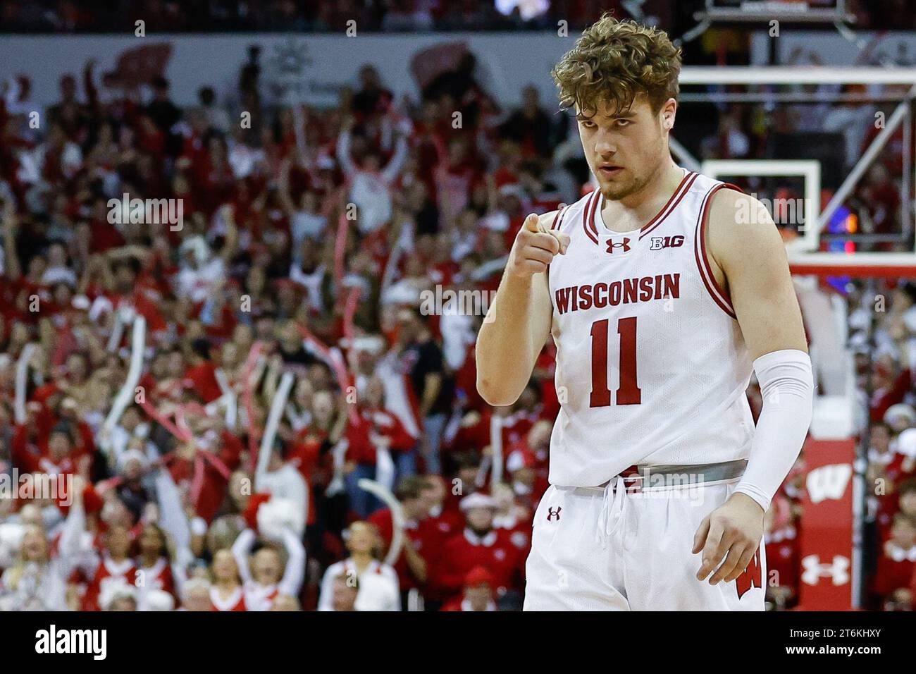 November 10, 2023: Wisconsin Badgers guard Max Klesmit (11) during the ...