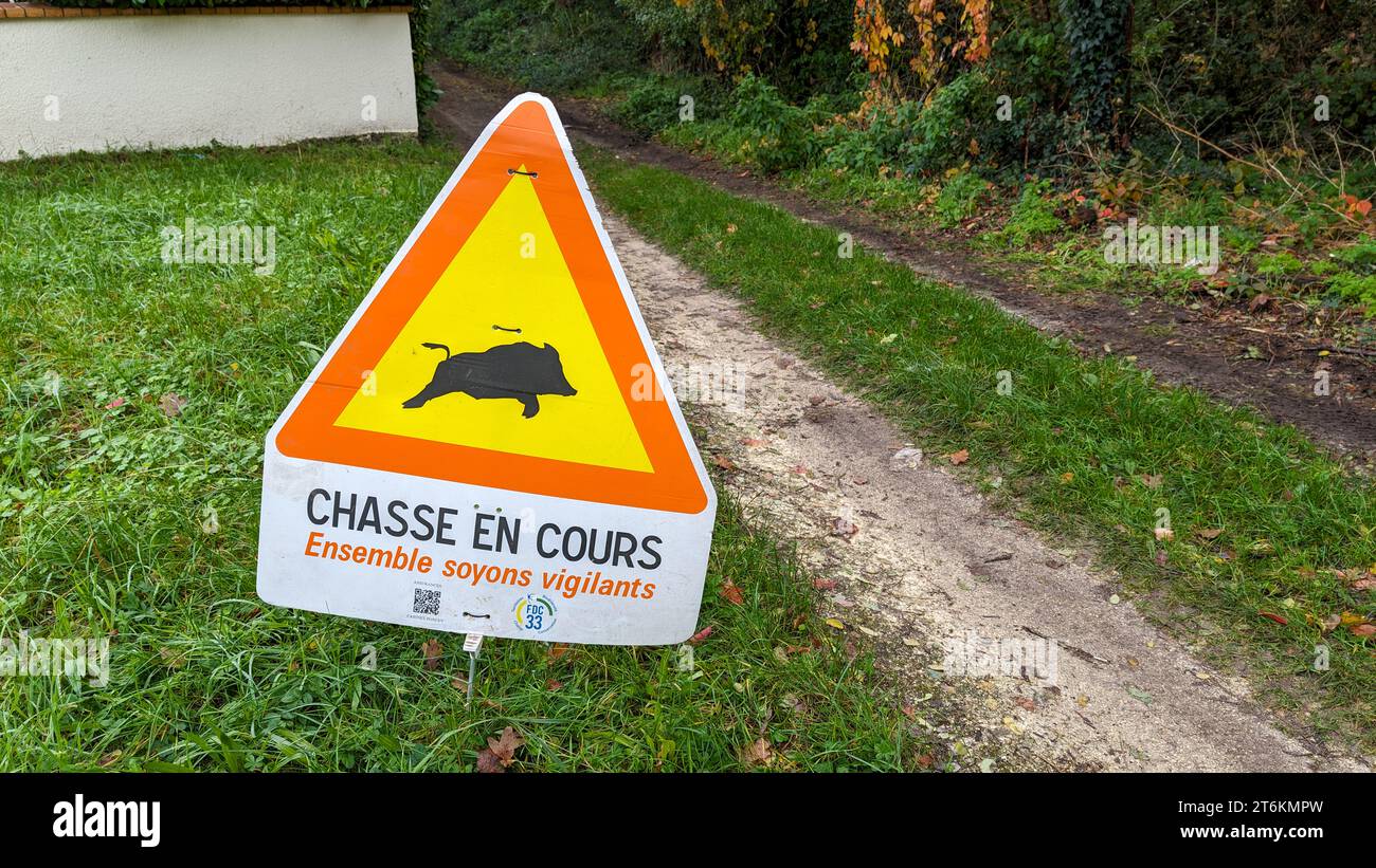 Bordeaux , France - 11 04 2023 : fdc Federation Départementale ...