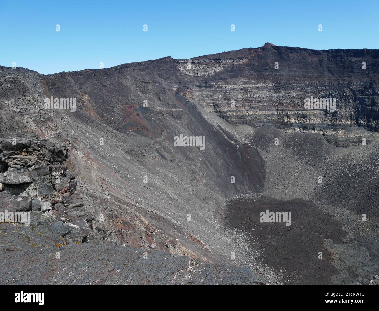 The dolomieu crater of Piton de la Fournaise active volcano, Reunion ...